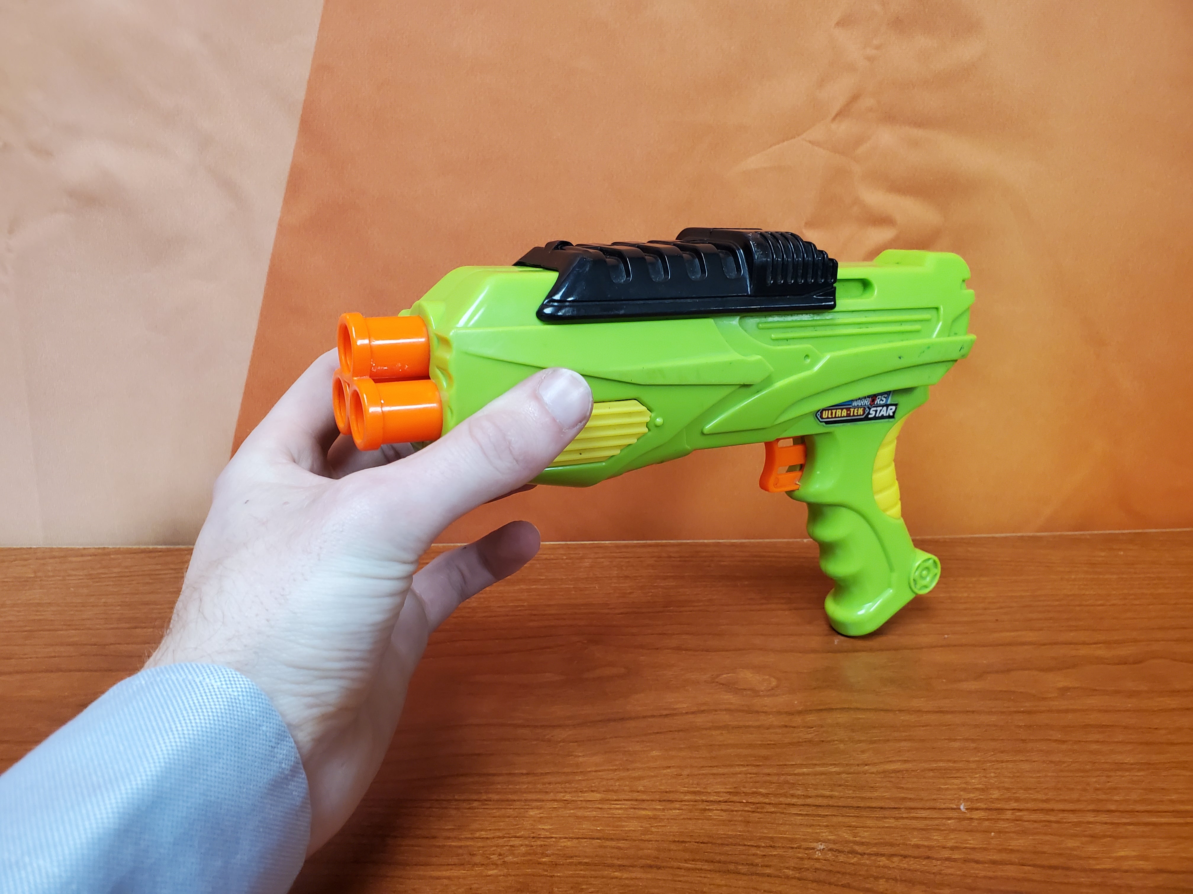 Buzz Bee Star – Blaster Guy