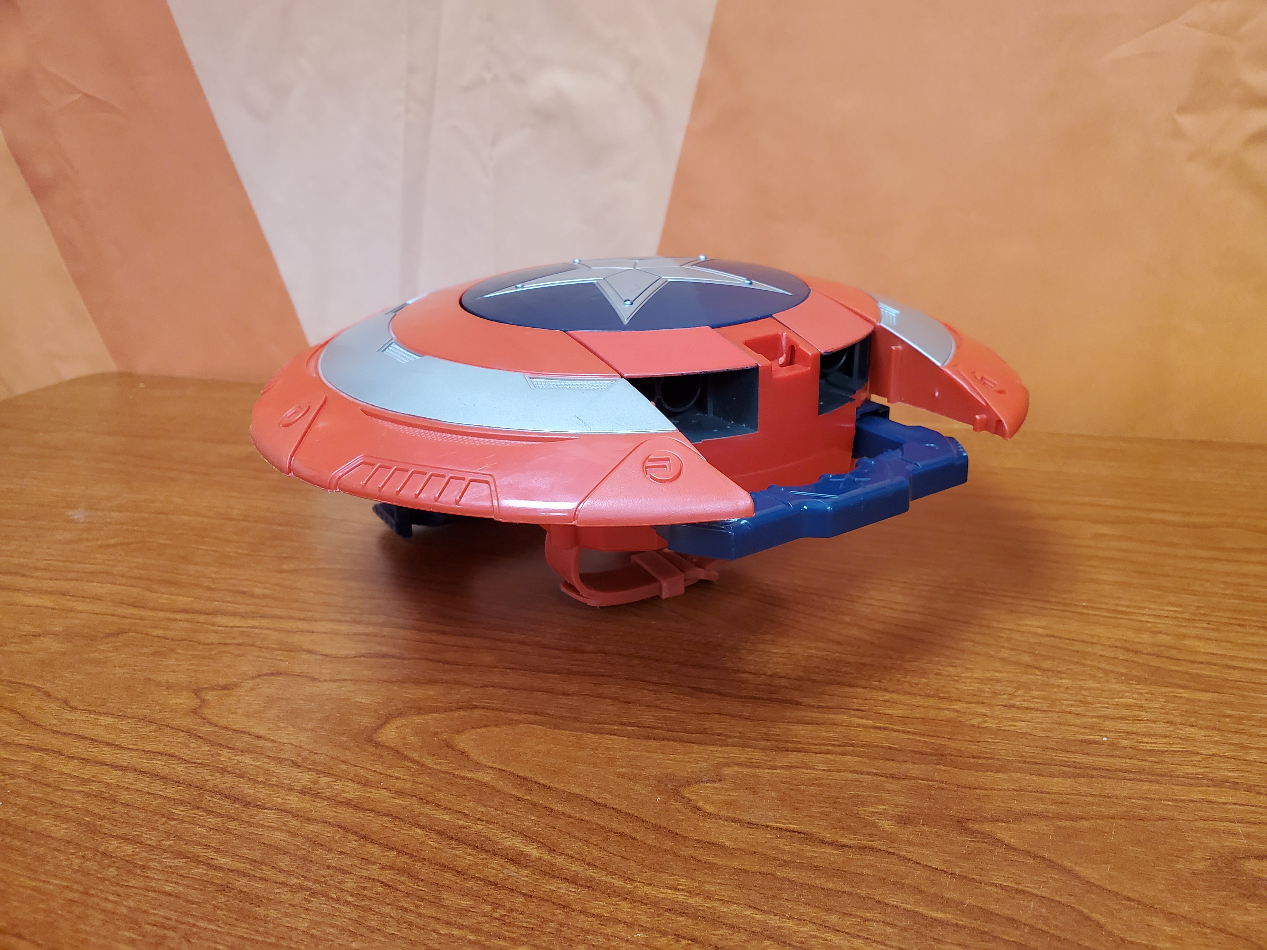 Nerf Marvel Stealthfire Shield – Blaster Guy